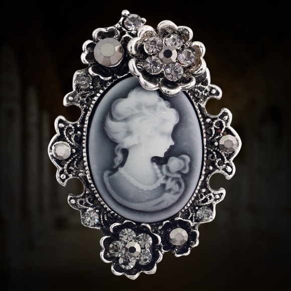 Jewelry | Unique Vintage Diamonds Beautiful Cameo Brooch Pin | Poshmark